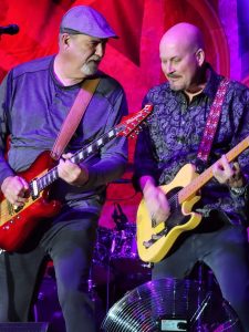 SHAKEN & STIRRED: SCOTT HOLT JOINS FOGHAT! | Foghat Official